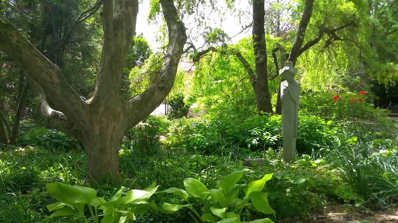 Virginia Tech Horticultural Garden Happy MOTHERS - YouTube