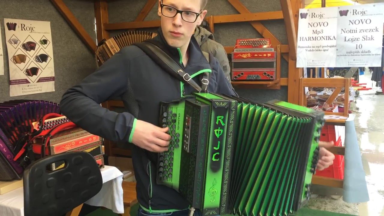 Totter midi (V dolini tihi) - YouTube