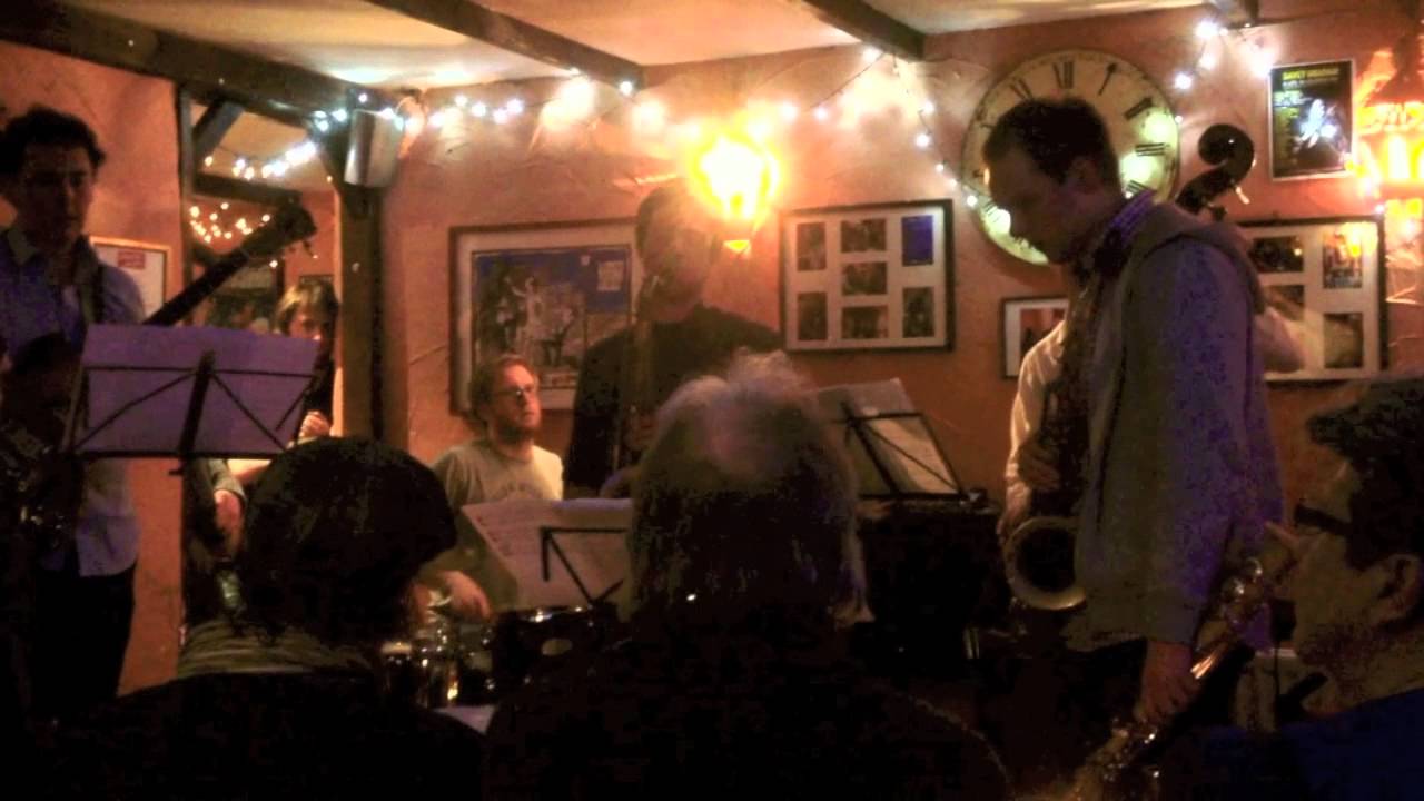 The Dave Hamblett Group - Zoom Out: Part 1- Live at the Con - YouTube
