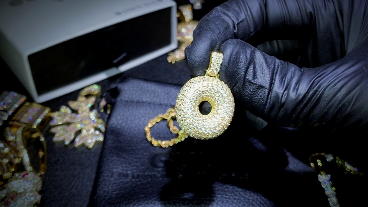 S925 Silver Diamond Doughnut/Donuts BlingBling Iced Pendant In Gold ...