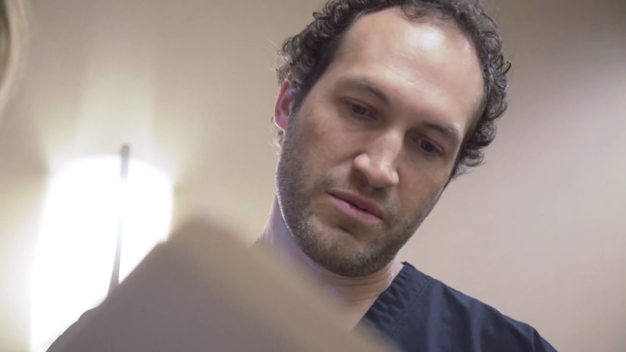 Plastic Surgeon in Nashville | Dr. Robert Garza, MD, FACS - YouTube