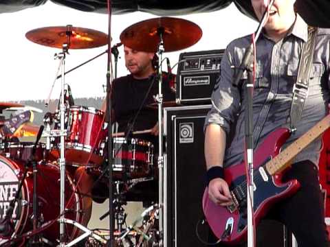 Red Line Chemistry "Home" Rock On The Range 2011, Columbus OH live ...