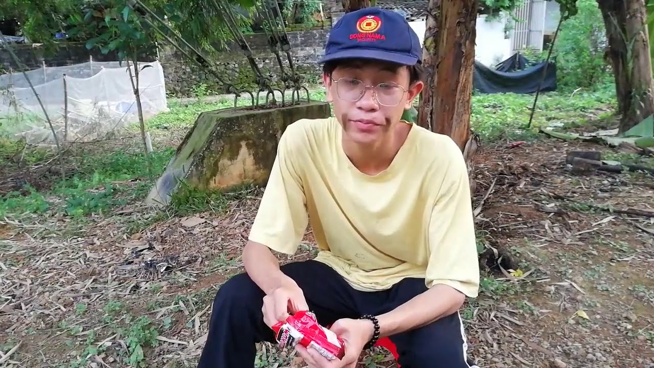 Ton uc Vlogs gioi thieu voi moi nguoi trai nghiem ve goi mi tom kokomi - YouTube
