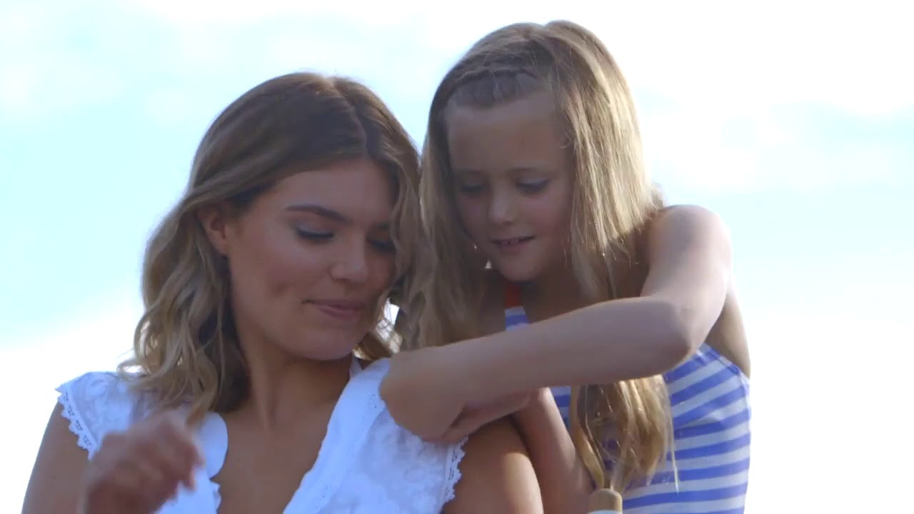 Alexandra Yacht - YouTube