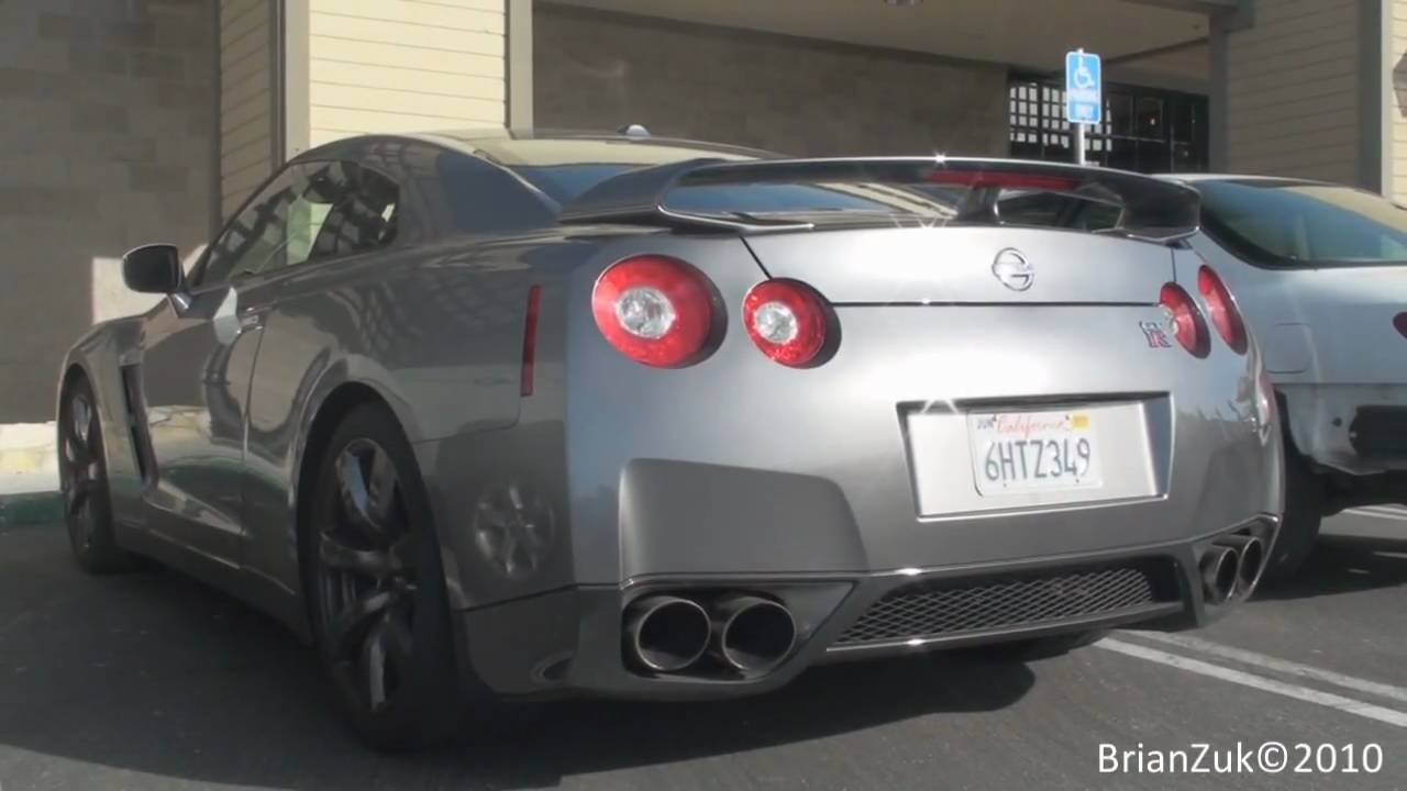 Nissan GTR - YouTube