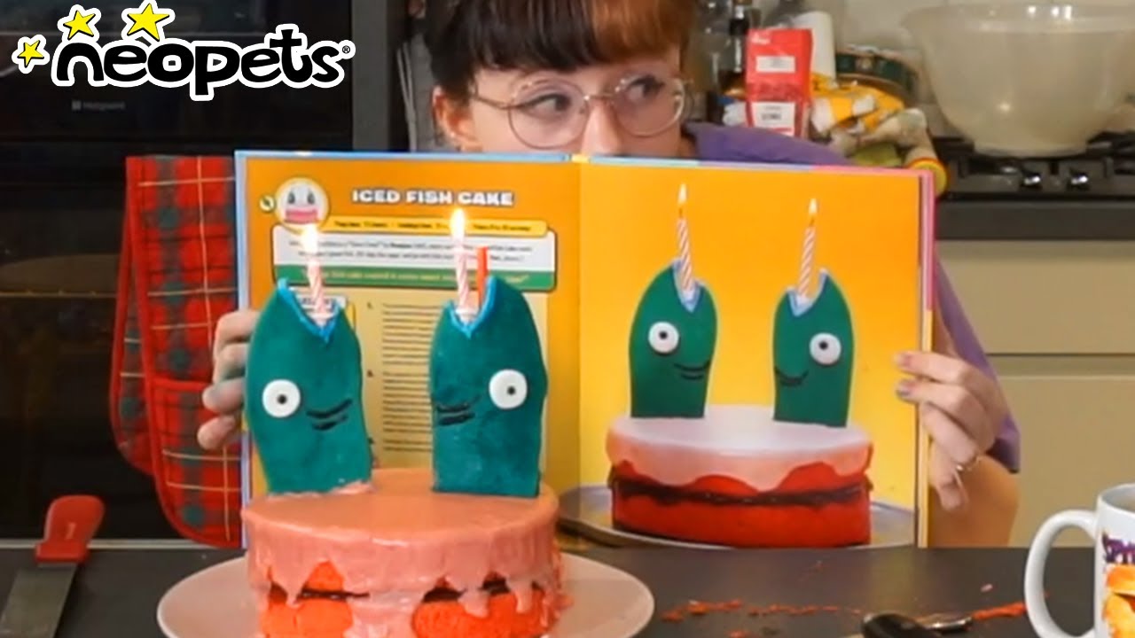 I made the Iced Fish Cake from Neopets and it turned out weirdly ...