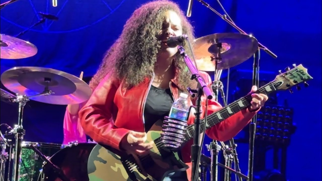 Plush - Hate (Live in Orlando, FL 2-26-24) - YouTube