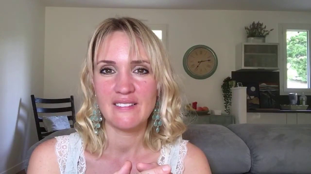 Lisa Cairns - About acting as the enlightened one - YouTube