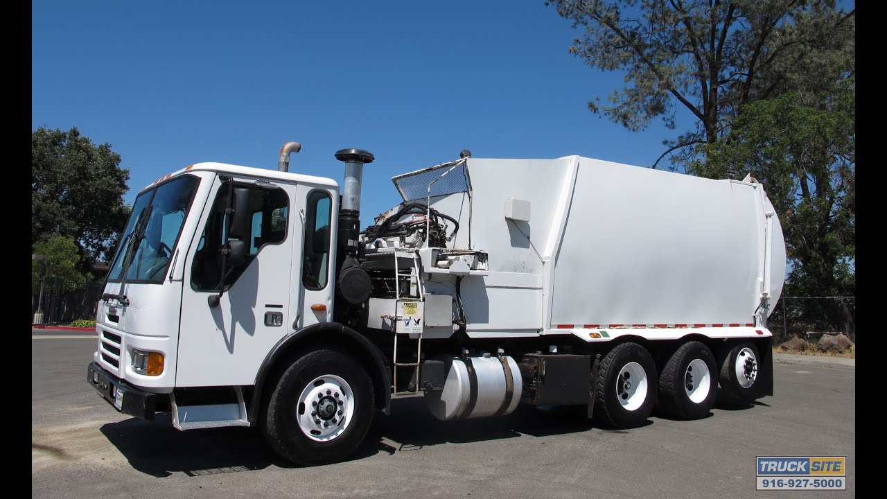 2003 Freightliner Bridgeport 34 Yard Automated Side Loader for sale by ...