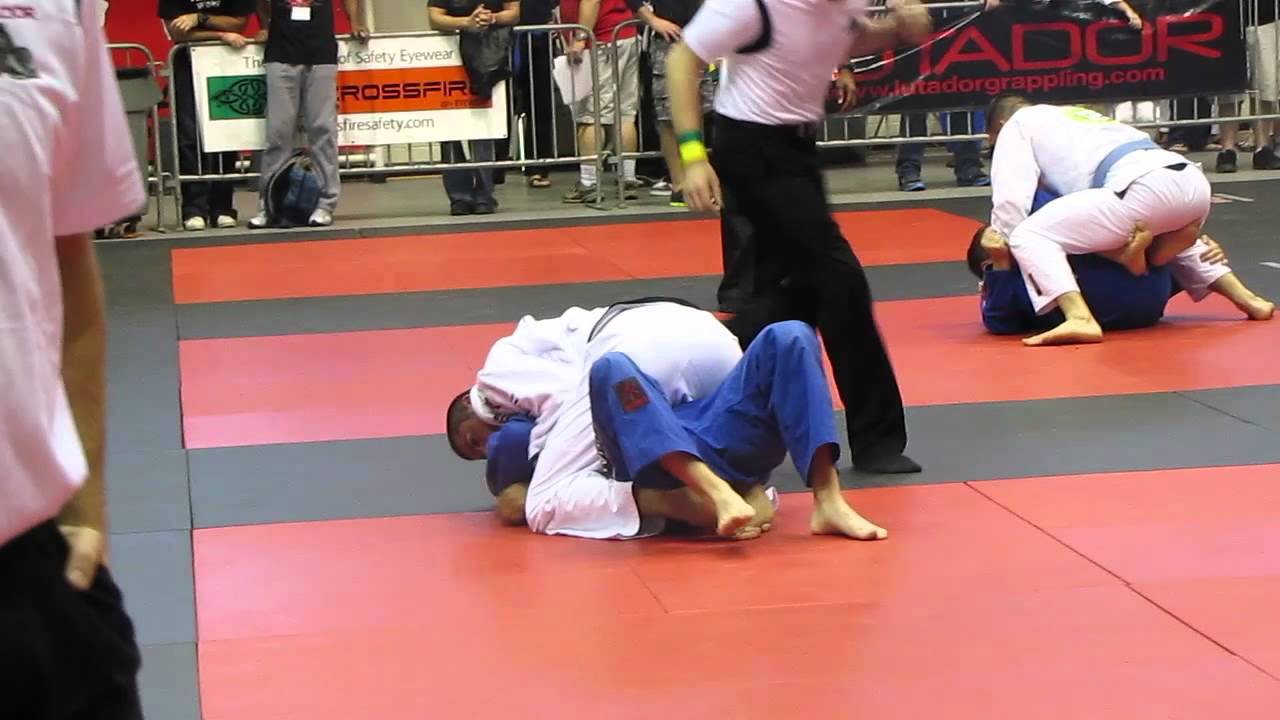 Janilson Bie Lutador 2012 ECF-Team Roberto Traven - YouTube