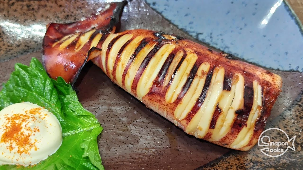 Grilled Squids - Japanese night stall style "ikayaki" - YouTube