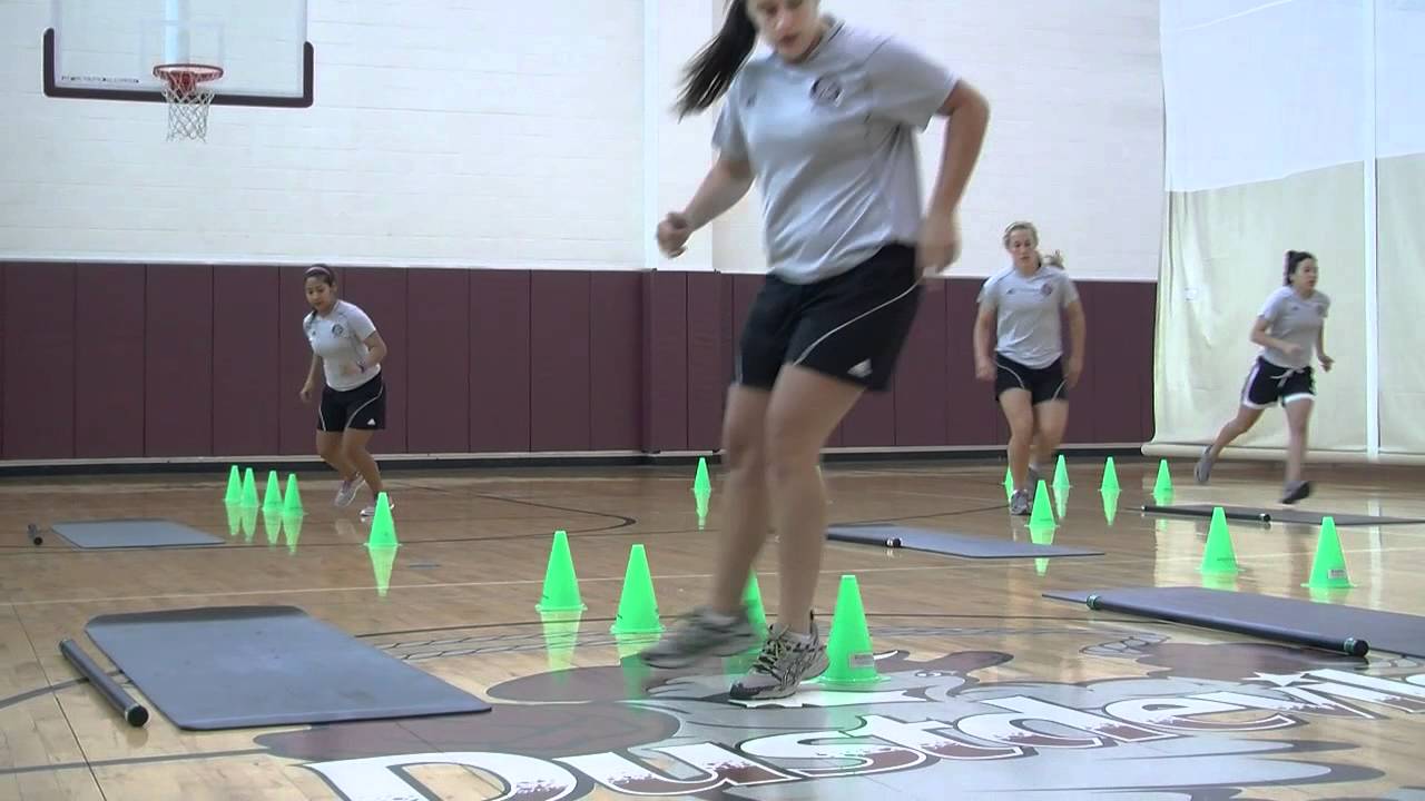 TAMIU Women's Soccer Workout 1 - YouTube