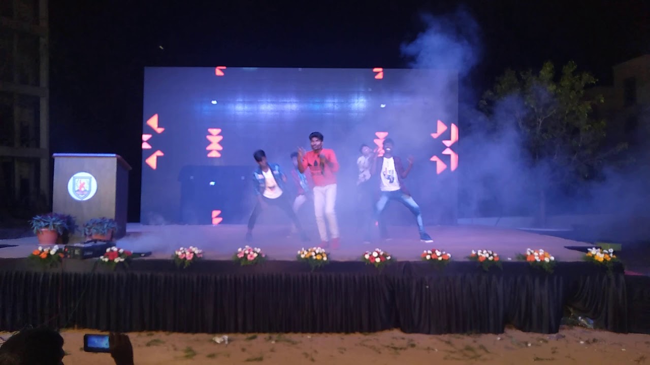 Gowlidoddi dance - YouTube