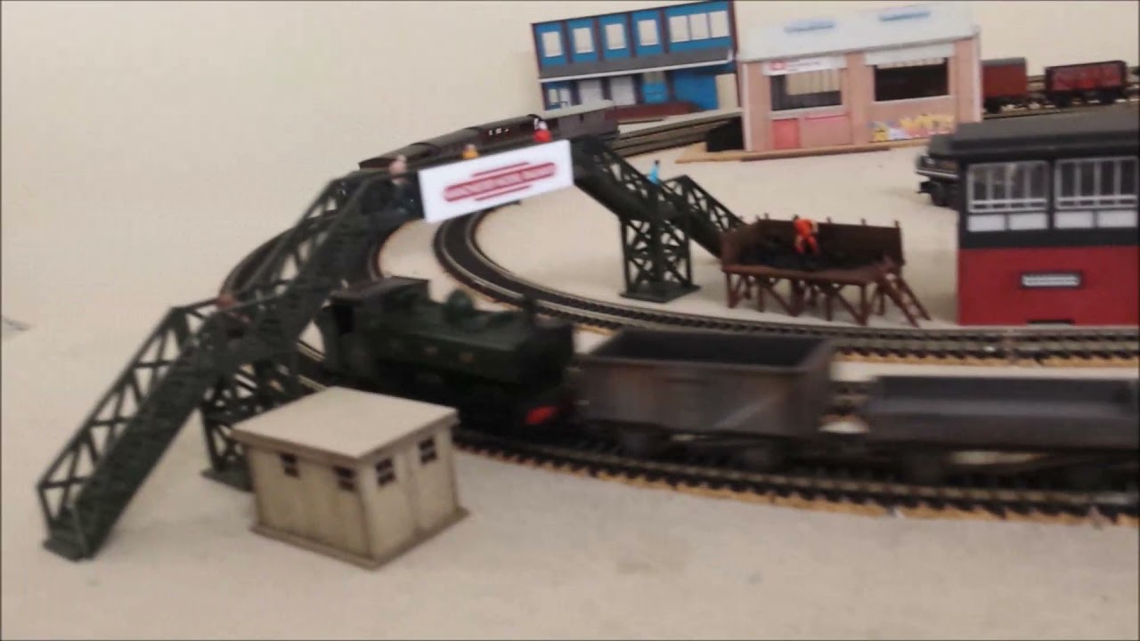 Bachmann 31-900A GWR 0-6-0PT Class 57xx No. 7702 B222255 - YouTube