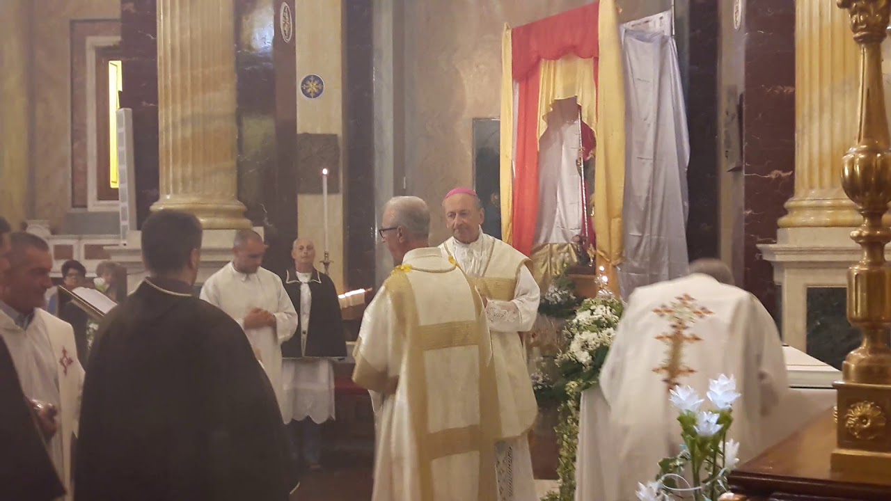 Gioia del Colle. Festa di S. Rocco. Celebra Mons. Francesco Cacucci ...