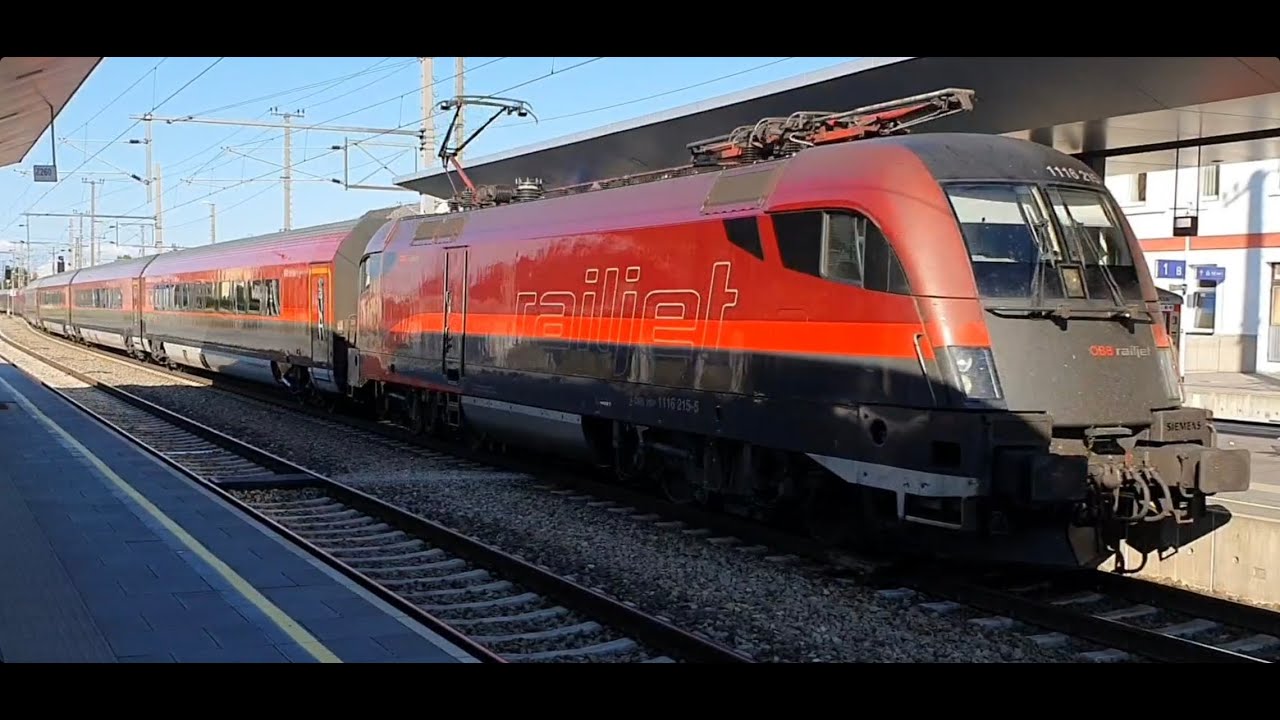 Durchfahrt Railjet-Express-Doppeltraktion RJX 185 "Dolomiti" / RJX 168 ...