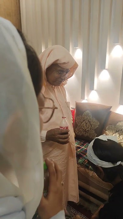 Rishika Ne kiya Humne Apne ghr pr invite - YouTube