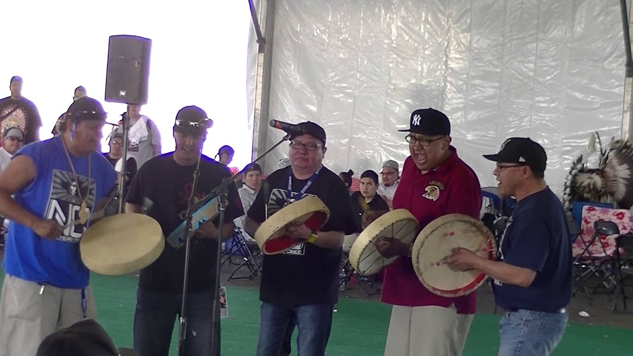 Northern Cree - Hand Drum in Thief River Falls May 2014 - YouTube