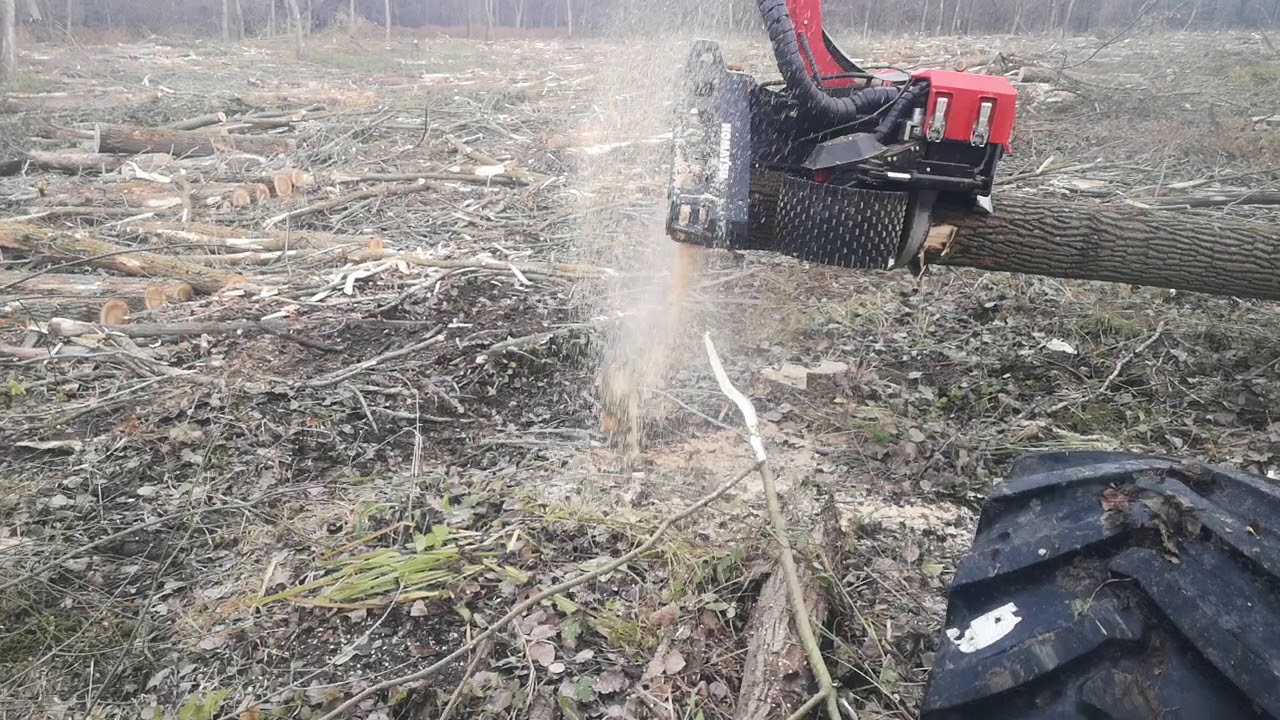 Komatsu 951 s172 croatia - YouTube