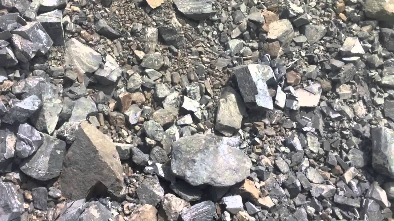 Explosión de roca - YouTube