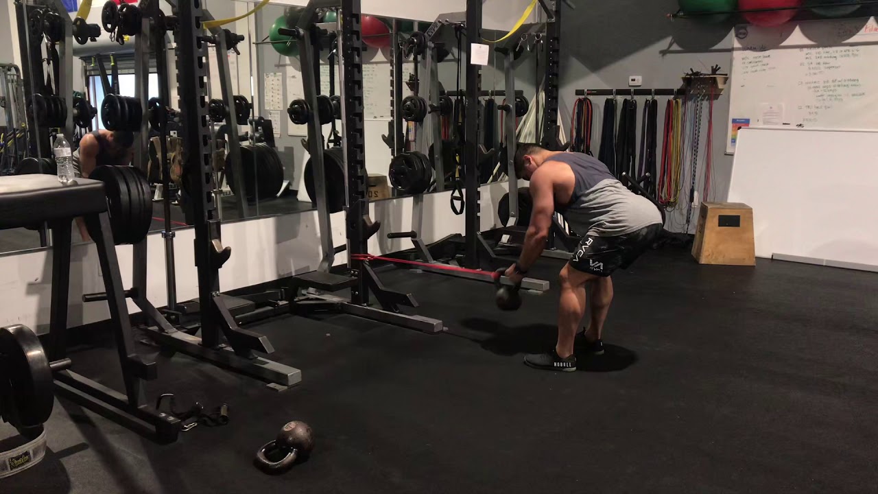 Banded Single Arm Kb Row - YouTube