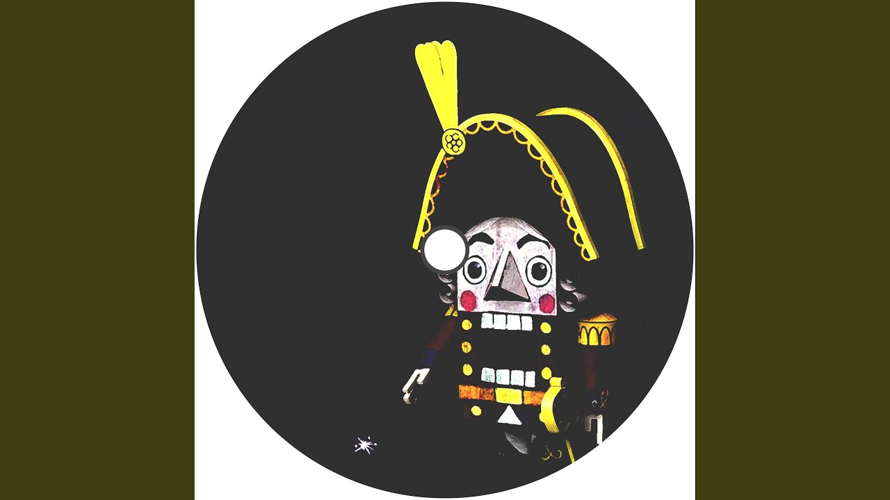 Shelkunchik (The Nutcracker) - YouTube