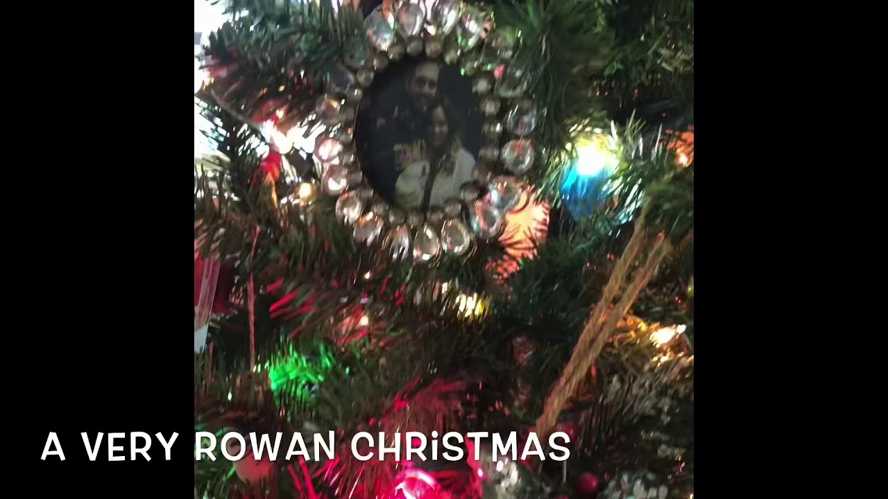 A Very Rowan Christmas - YouTube