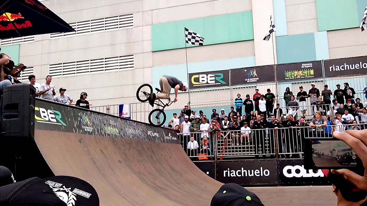 Clint Millar From Colony BMX Team at Jump Festival Brazil 2013. - YouTube