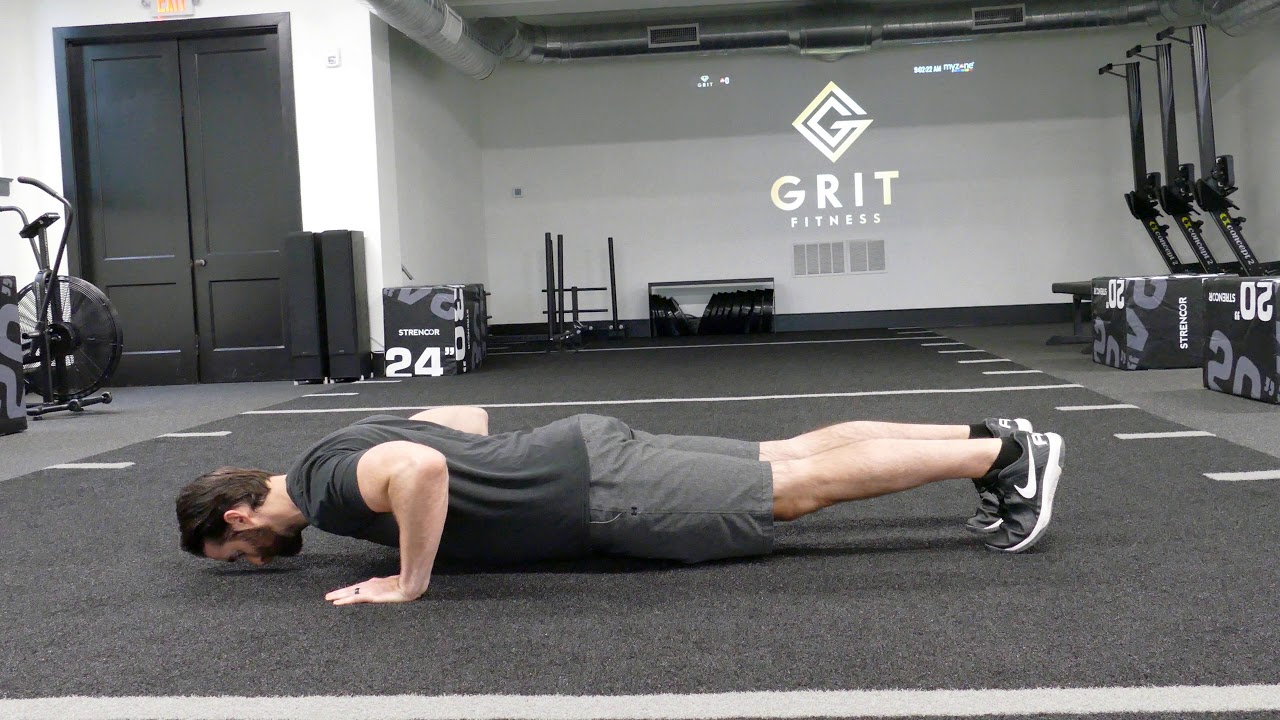 Pause Push Ups - YouTube