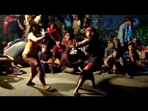 Joged kloncing ngibing me boxser hottttt crotttt