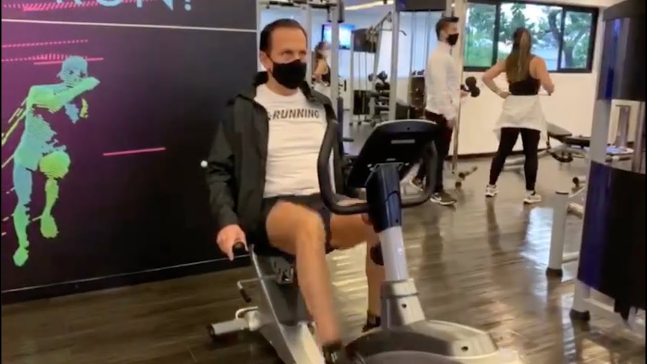 Doria faz exercícios em nova academia do Palácio dos Bandeirantes - YouTube