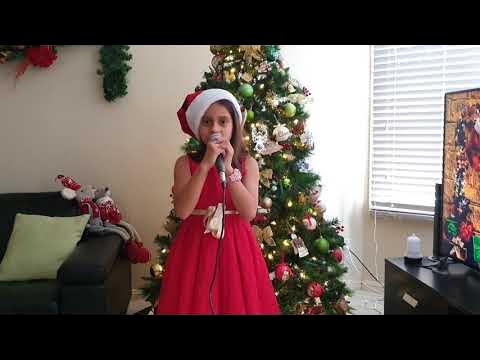Mamacita donde esta Santa Claus by Larissa - YouTube
