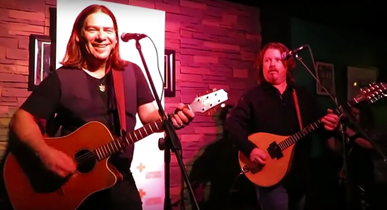 alan-doyle-bob-hallett-erin-s-pub-st-john-s-6-great-big-sea