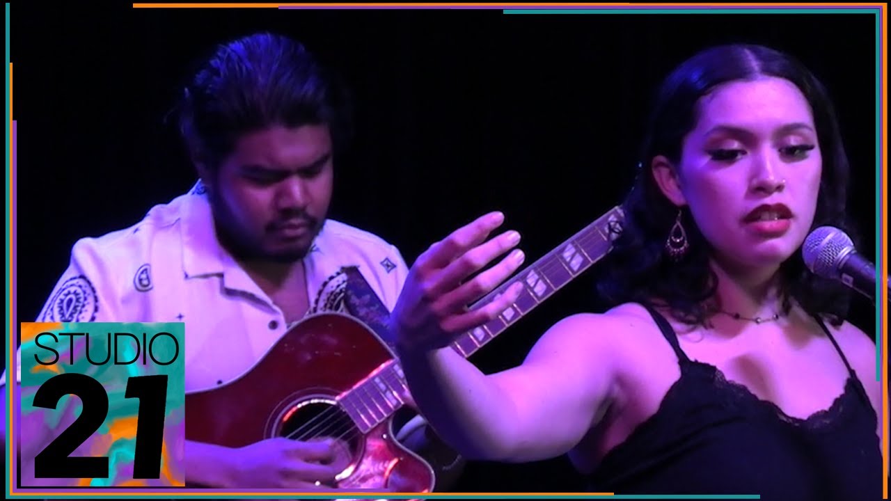 Vanita Leo live performance | Studio 21 - YouTube