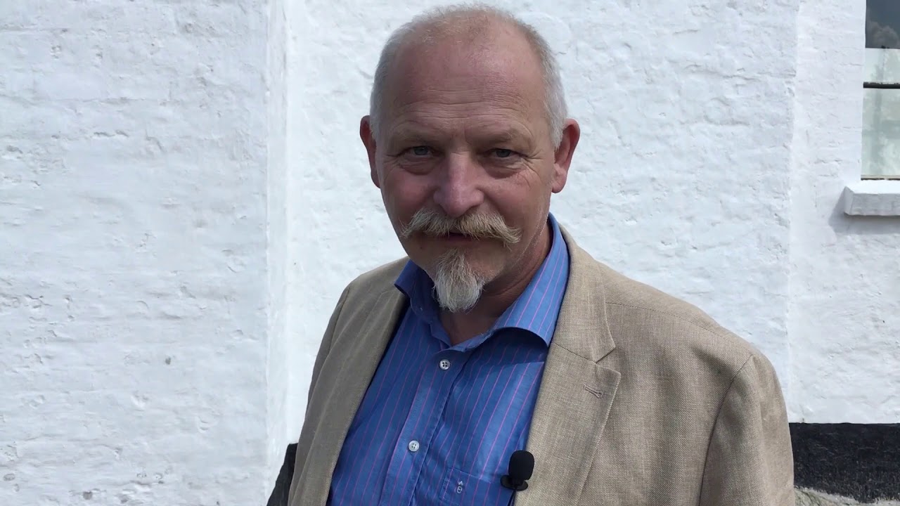 Marsk Stigs Grav - YouTube