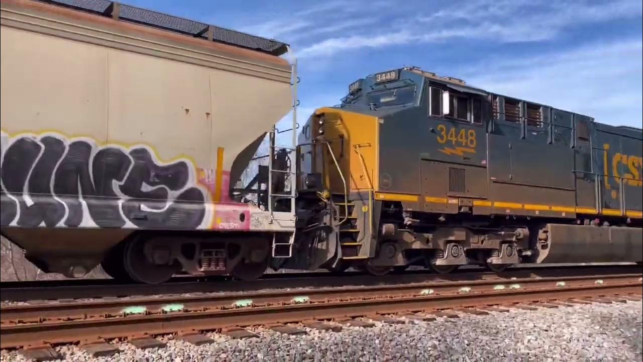 CSX 3430 Leads Long CSX M410 NB Manifest Train Arrives To Florence with Awesome Horn Show & Mid ...