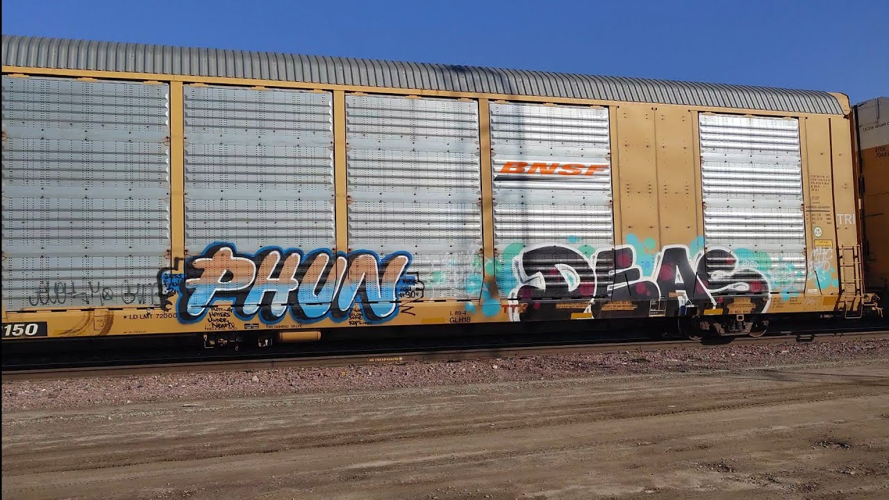 Graffiti benching autoracks Pt. 10 - YouTube