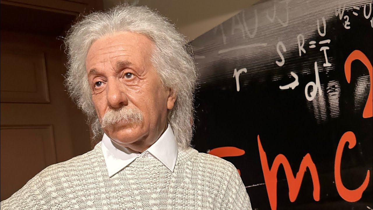 Exploring Madame Tussauds: A Fascinating Wax Museum Tour | Celebrity ...
