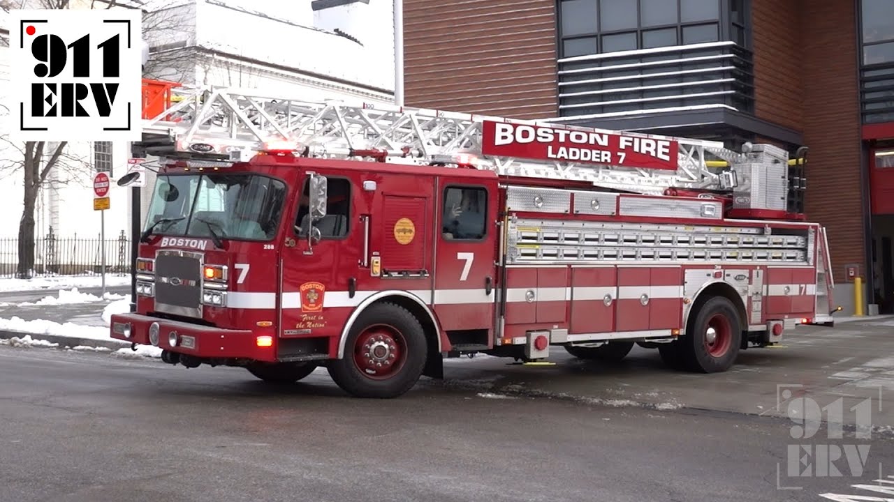Boston Fire Truck Responding | NEW Ladder 7 - YouTube