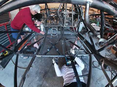Welding roll cage/obstacle course - YouTube