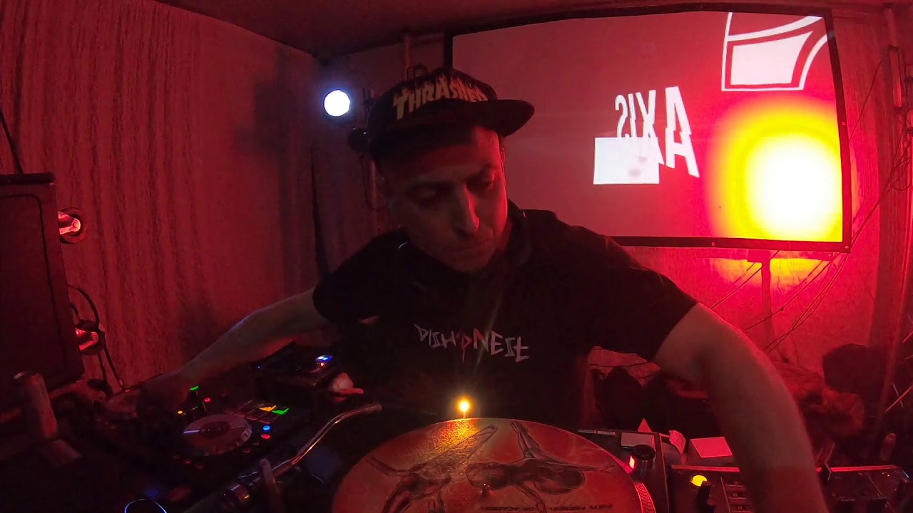 AXIS (TECHNO) D'JACKAL (LIVE) - YouTube