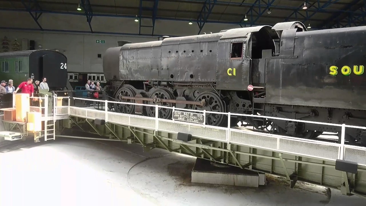 steam locomotive on turntable - YouTube