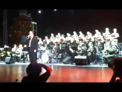 SAMMY CLARK chante L'Hymne National Libanais avec LES CHOEURS DE L ...