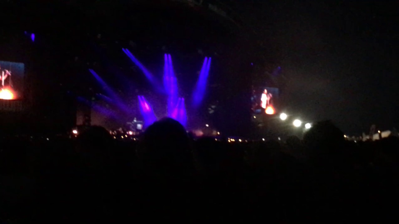 Linkin Park - One More Light Live @Download Festival Paris 2017 - YouTube