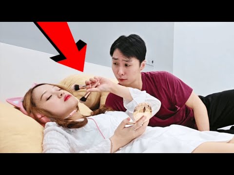 Ini Rahasiaku Kalau Lagi Tidur... [My Sleeping Girlfriend]
