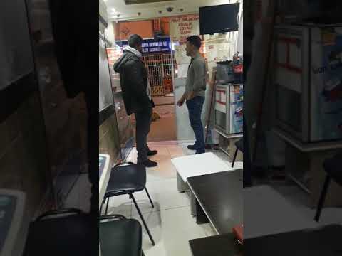 Aşk yalanmış