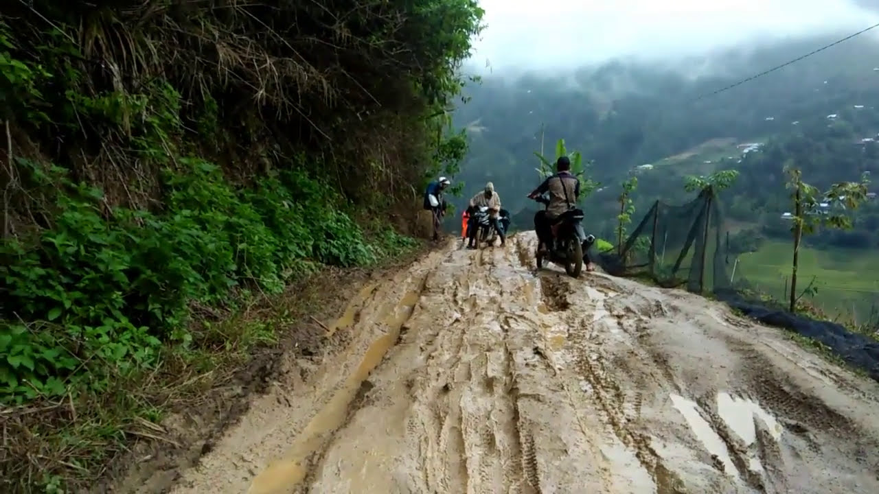 Akses Jalan Menuju Desa Karangan Gunung Latimojong - YouTube