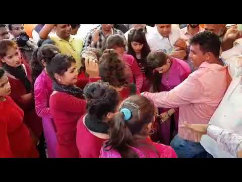 Barkas marfa dance with Girls - YouTube