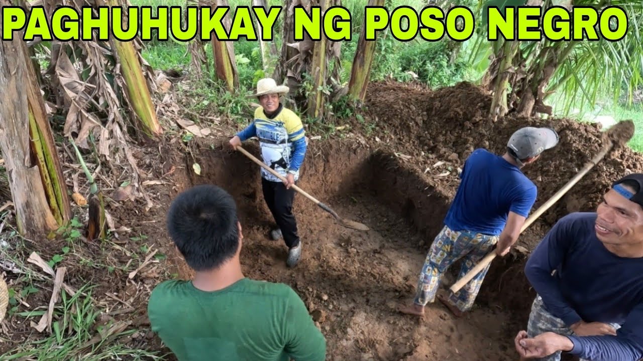 Paghuhukay ng poso negro para sa babuyan - YouTube