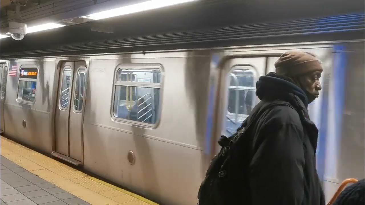 MTA NYC Subway: R160B Siemens F Train leaving Jackson Heights-Roosevelt Avenue - YouTube